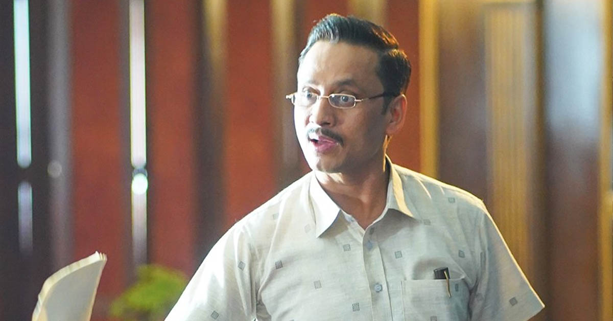 Khagendra Portrays Mayor Bharat Bahadur Thapa - The Nepali Movies